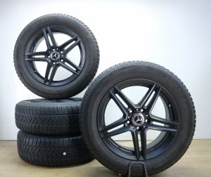 Mercedes GLA velgen X156 winterset 17 inch matzwart